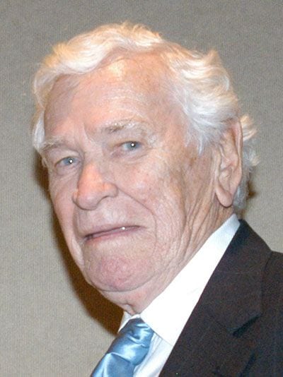 Robert F. Reilly ’42 & ’92Hon.; created Reilly Art Gallery, inducted ...