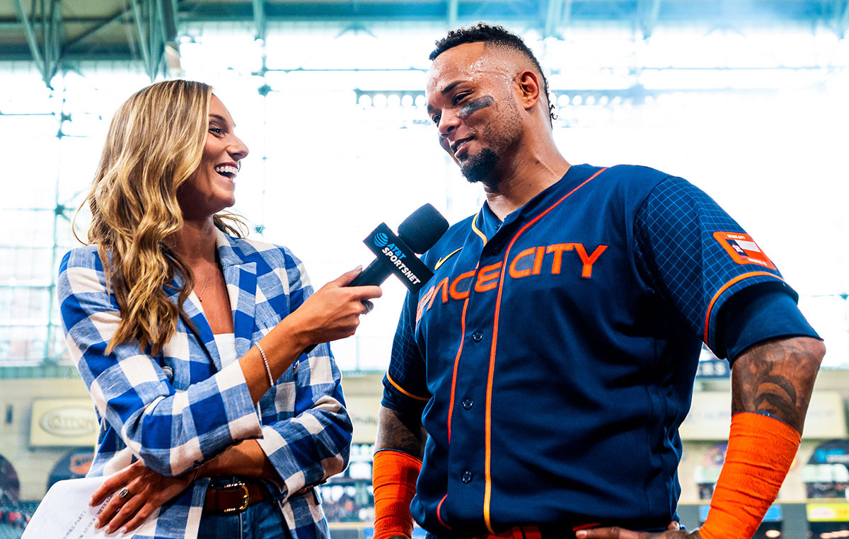 Cayleigh Griffin '14 makes her way onto the sports broadcasting stage ...